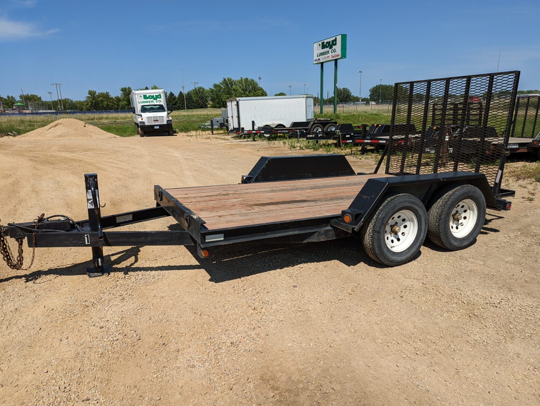 Flat Bed - Lloyd Lumber Company